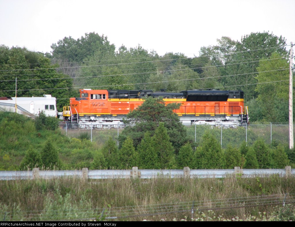 BNSF 9258